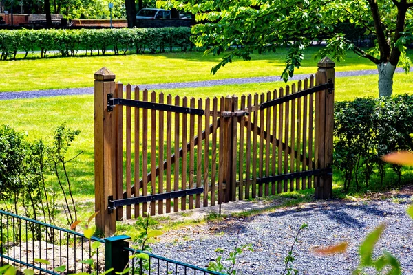Open garden gate Stock Photos, Royalty Free Open garden gate Images ...
