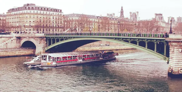 Seine travel Stock Photos, Royalty Free Seine travel Images | Depositphotos