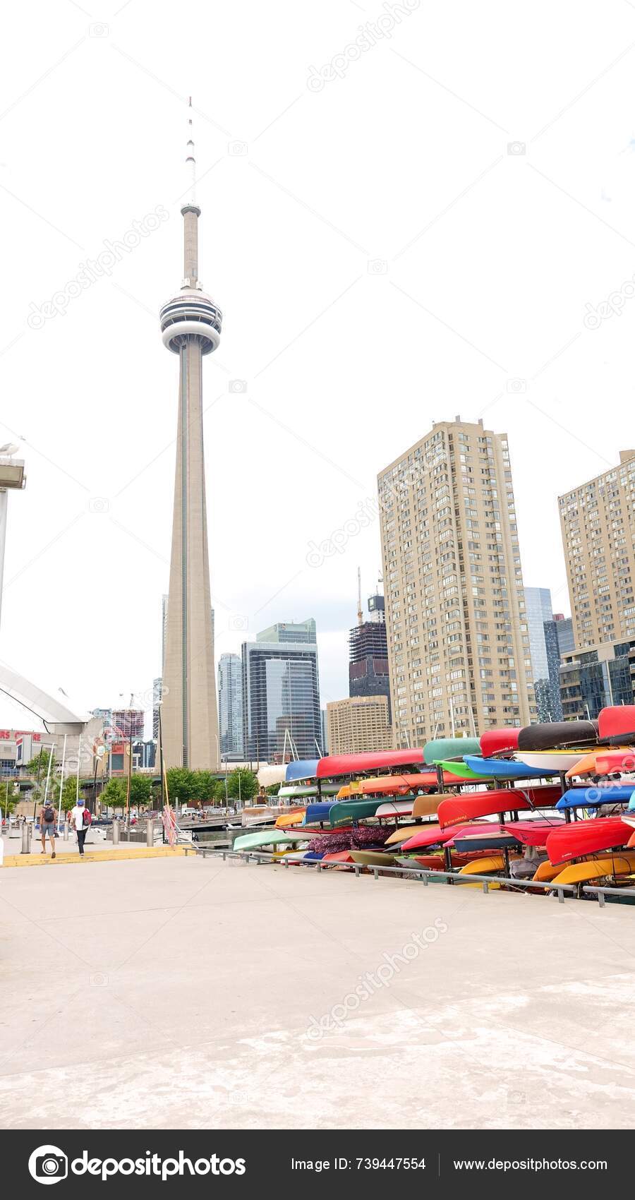Downtown Toronto Cityscape Iconic Tower Dominating Skyline Toronto Canada July — Stock Editorial ...