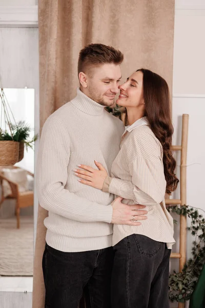 Happy customer couple Stock Photos, Royalty Free Happy customer couple ...