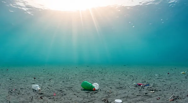 Garbage in oceans Stock Photos, Royalty Free Garbage in oceans Images ...