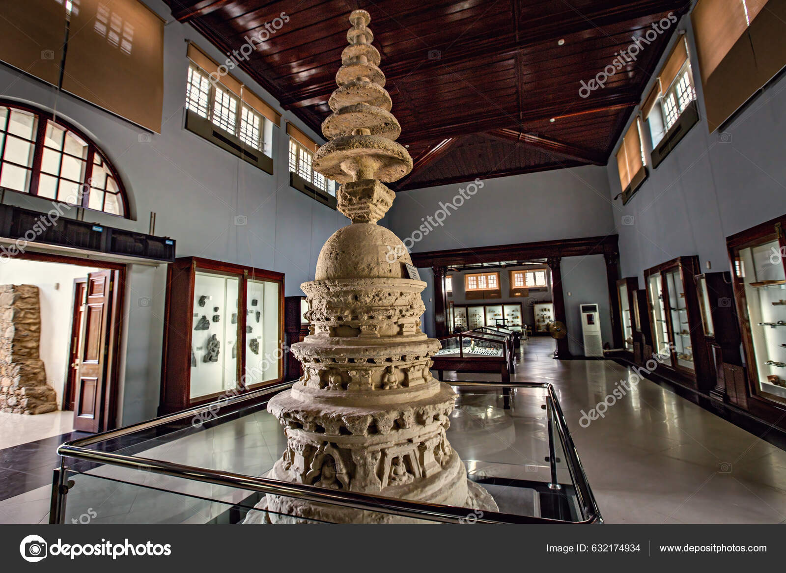 Ancient Buddhist Artifacts Art Museum Exhibition Hall Taxila Pakistan ...