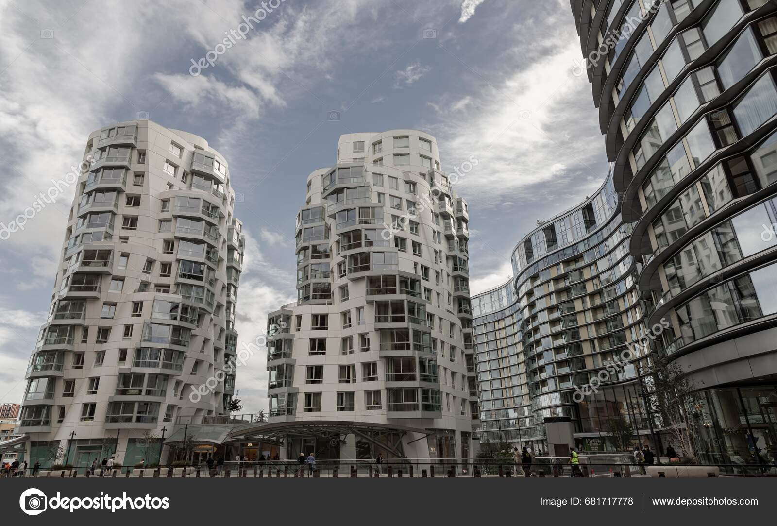 London Oct 2023 Facade Residential Luxury Apartment Buildings Battersea Battersea – Stock ...