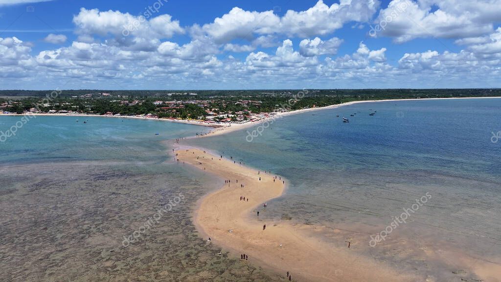 Moses Way In Santa Cruz Cabralia Bahia Brasil. Paisaje de playa ...