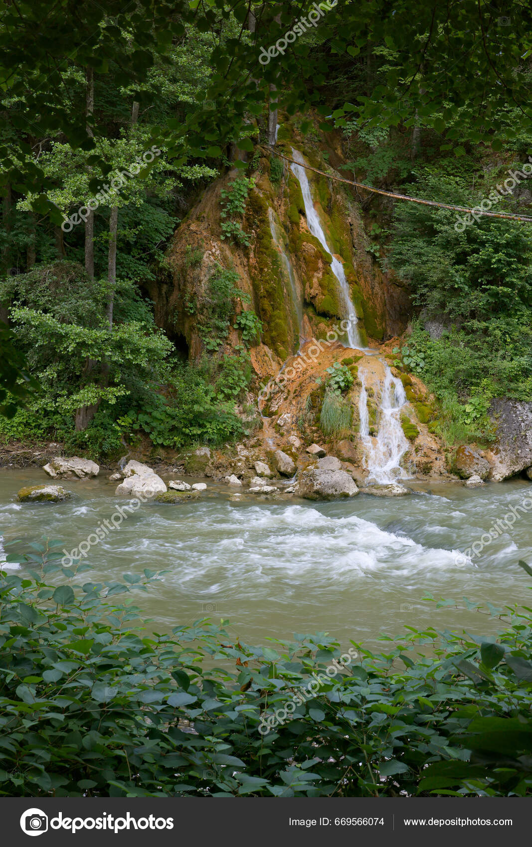 Beautiful Sipote Waterfall Flows Aries River Trascau Mountains Apuseni ...