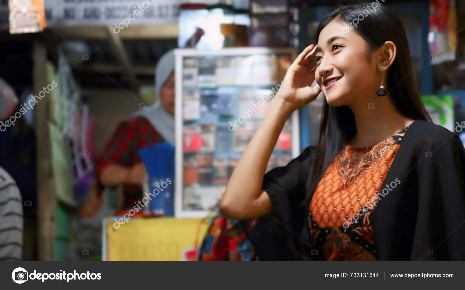 Beautiful Women Wearing Batik Clothes Kabaya Pekalongan Indonesia June ...