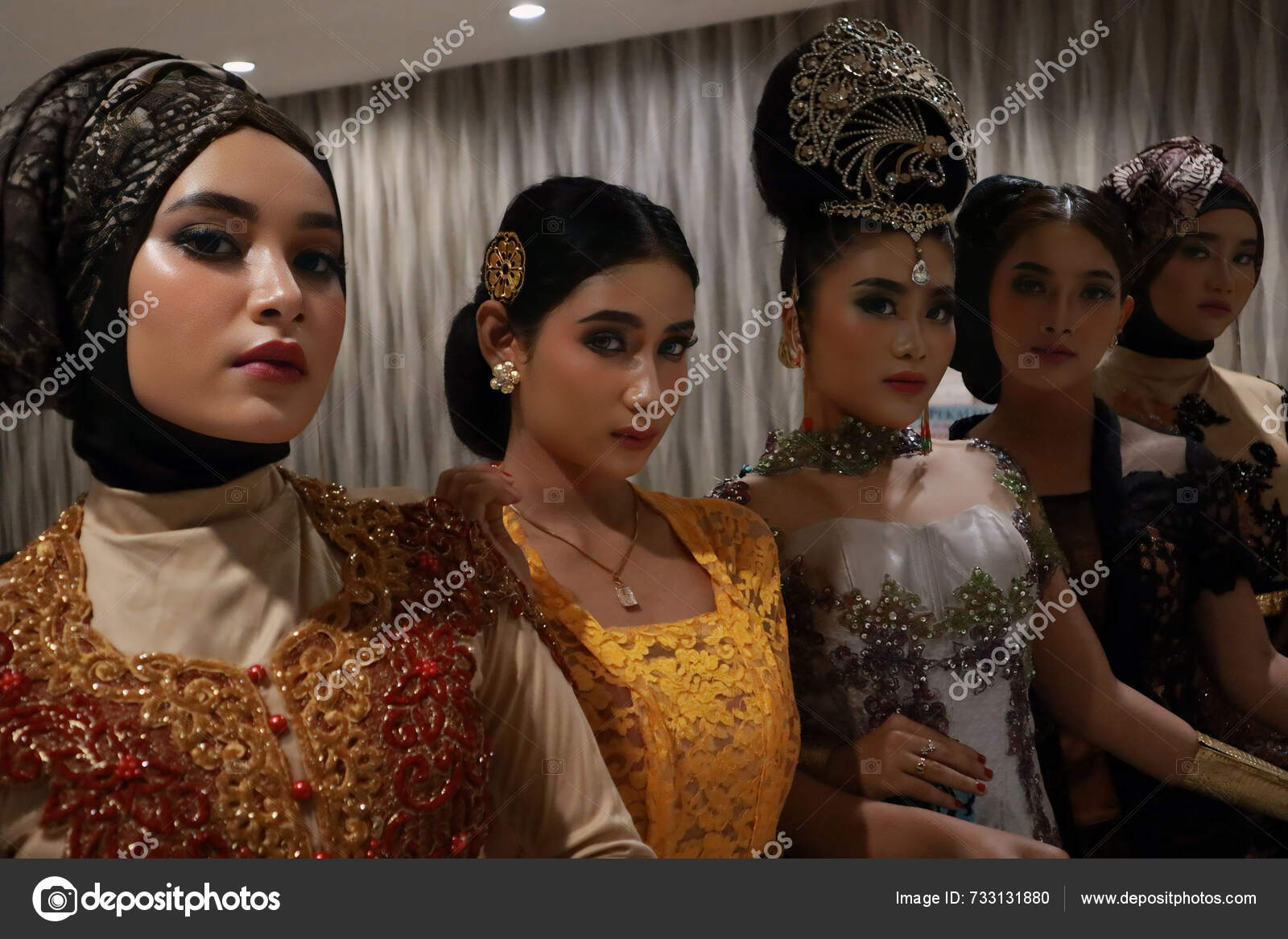 Beautiful Women Wearing Batik Clothes Kabaya Pekalongan Indonesia June ...