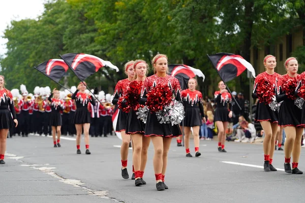 Marching band girls Stock Photos, Royalty Free Marching band girls ...