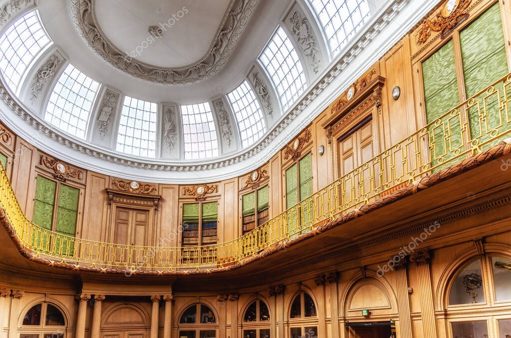 Haarlem, Países Bajos - 11 de febrero de 2023: La sala oval (fechada en ...