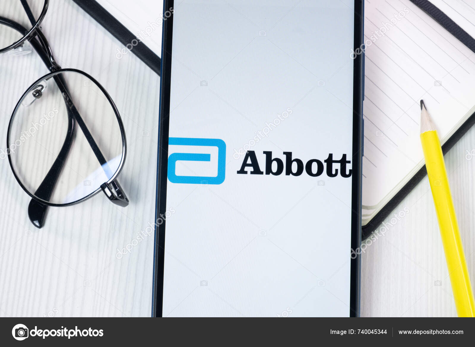 Nueva York Agosto 2024 Abbott Logo Pantalla Del Teléfono Icono — Foto ...