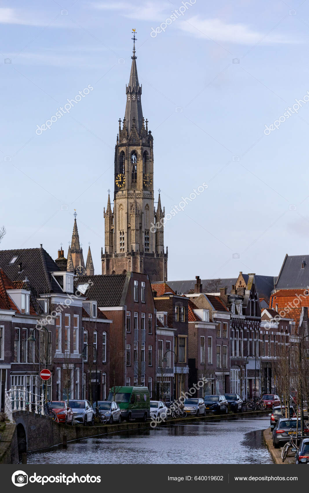 Delf Netherlands Picturesque Canal Downtown Old Church Oude Kerk ...