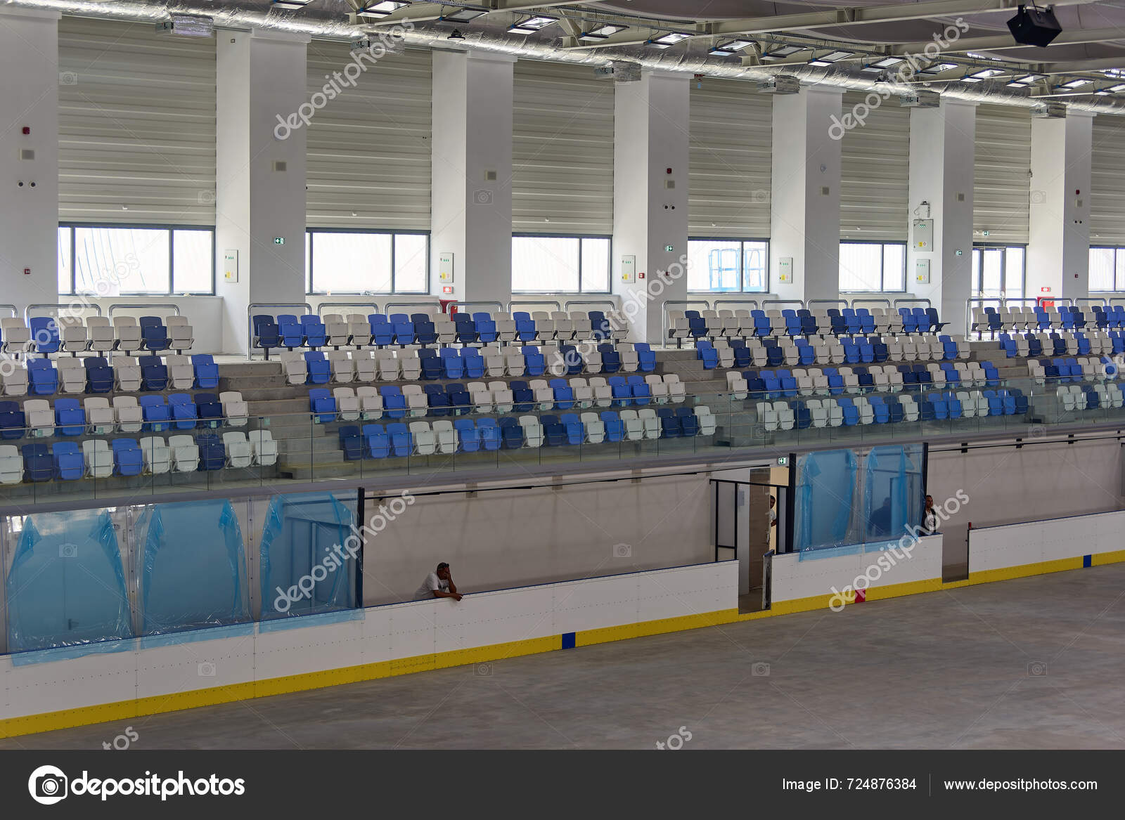 Bucarest Romania Giugno 2024 Berceni Arena Ice Rink Viene Presentato ...