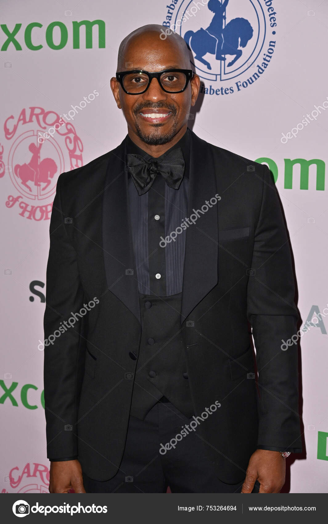 Beverly Hills Usa October 2024 Donald Woodard Attends 2024 Carousel ...