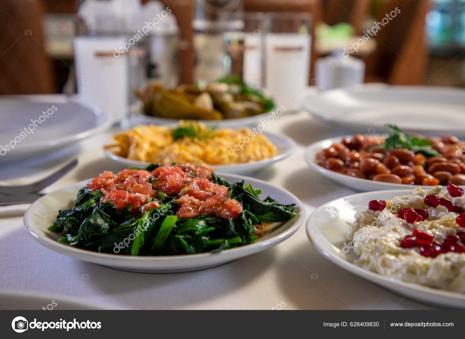 Ocakbasi Raki Kebab Dinner Table Appetizers Istanbul Delicious Food ...