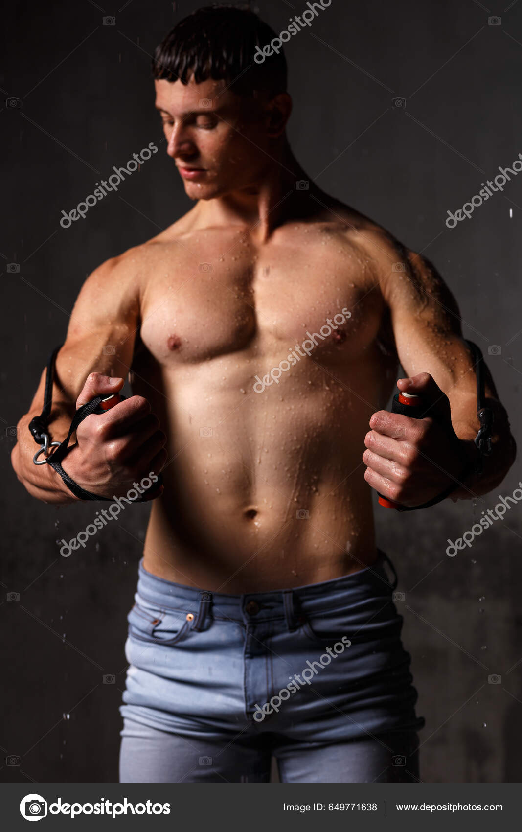 Bodybuilder Flaunts His Muscles Figure Studio Rain — Stock Photo ...