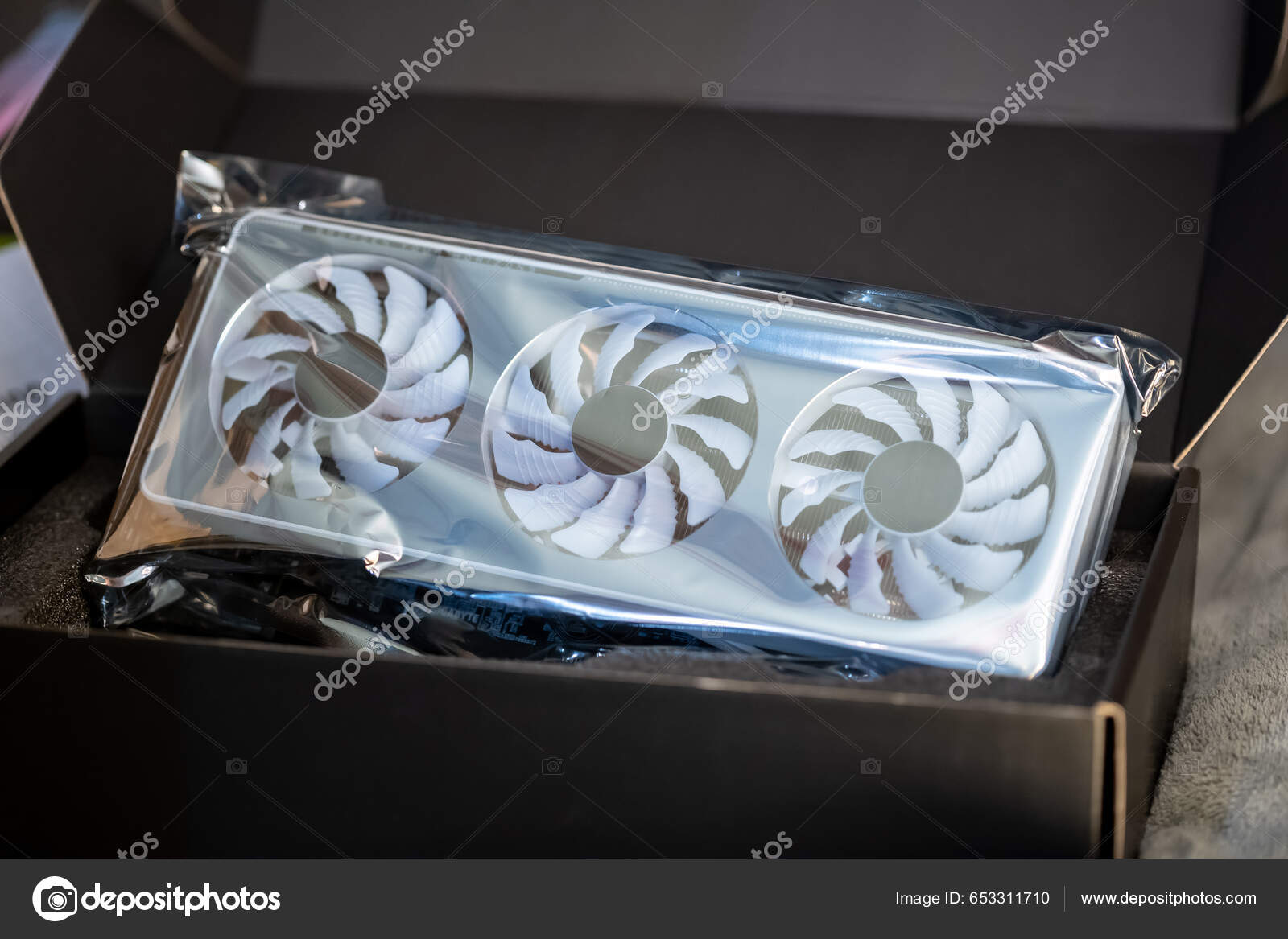 Gigabyte Geforce Rtx 3060 Gpu Graphics Card Original Box Foil — Stock ...