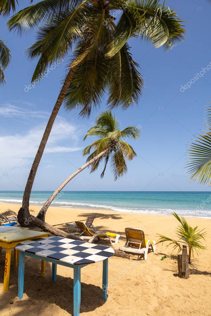 Playa Coson, República Dominicana, agosto de 2022. Vista de un típico ...