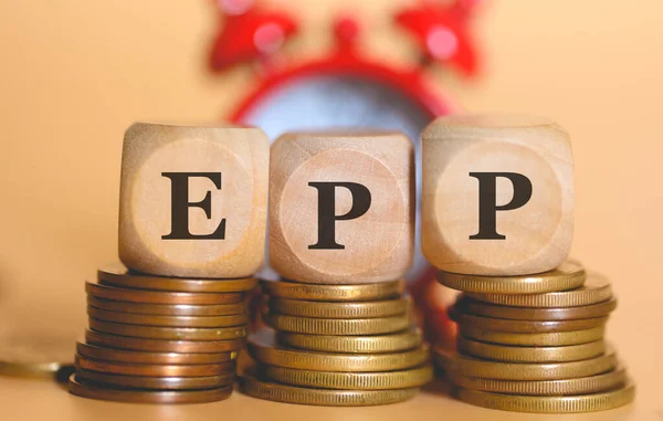 Acrónimo EPP de Small Business en portugués brasileño escrito en cubos ...