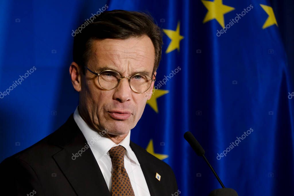 El primer ministro sueco Ulf Kristersson da una conferencia de prensa en Bruselas, Bélgica, el ...