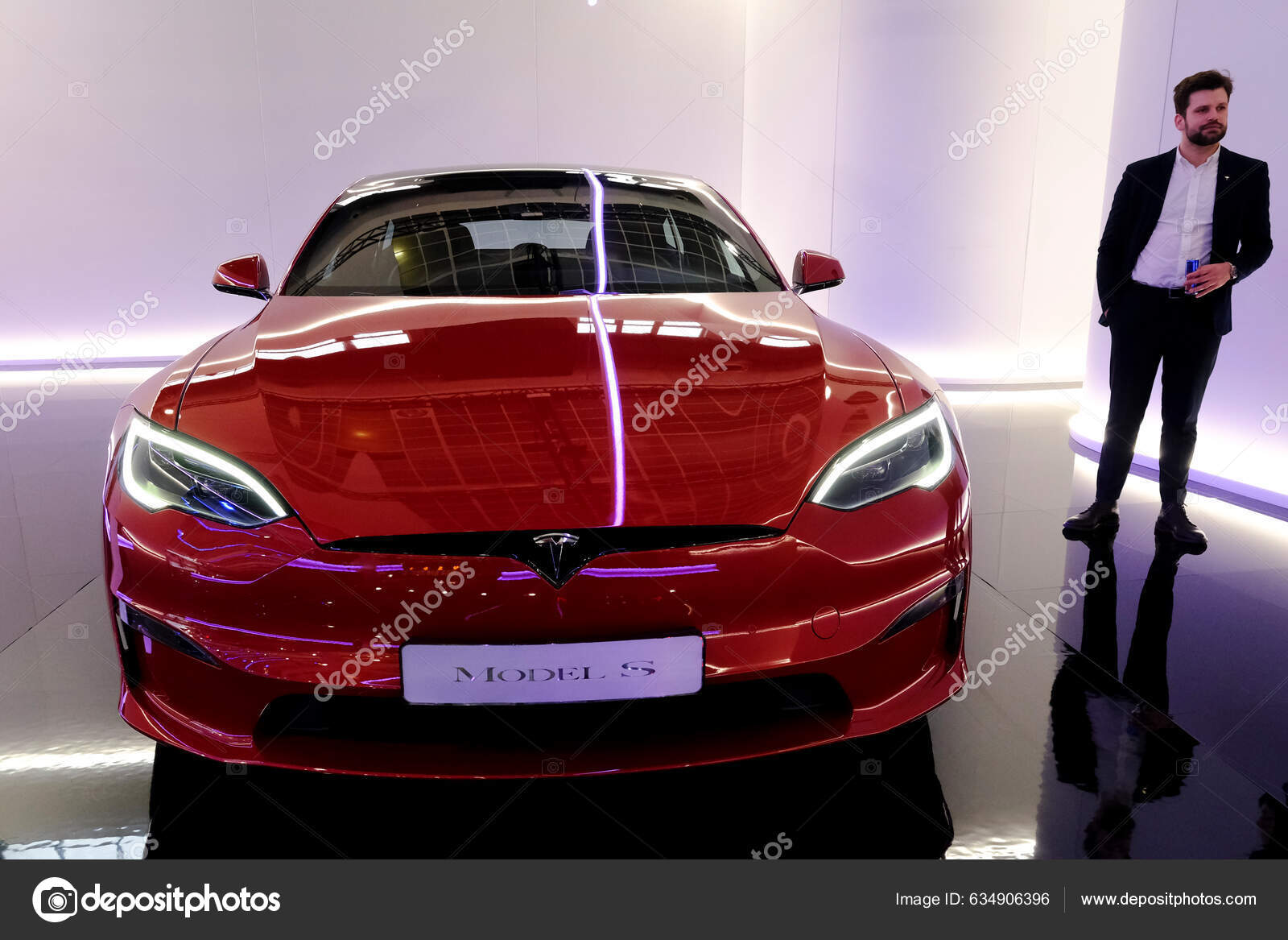 Tesla Car Display Opening Brussels Motor Show Expo Brussels Belgium ...