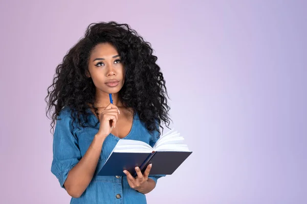 Black woman studying Stock Photos, Royalty Free Black woman studying ...