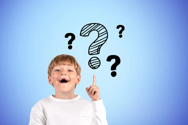 Preguntas niño fotos de stock, imágenes de Preguntas niño sin royalties ...