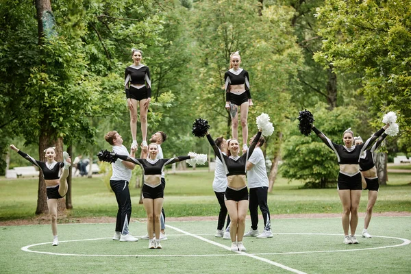 Cheerleading stunt Stock Photos, Royalty Free Cheerleading stunt Images ...
