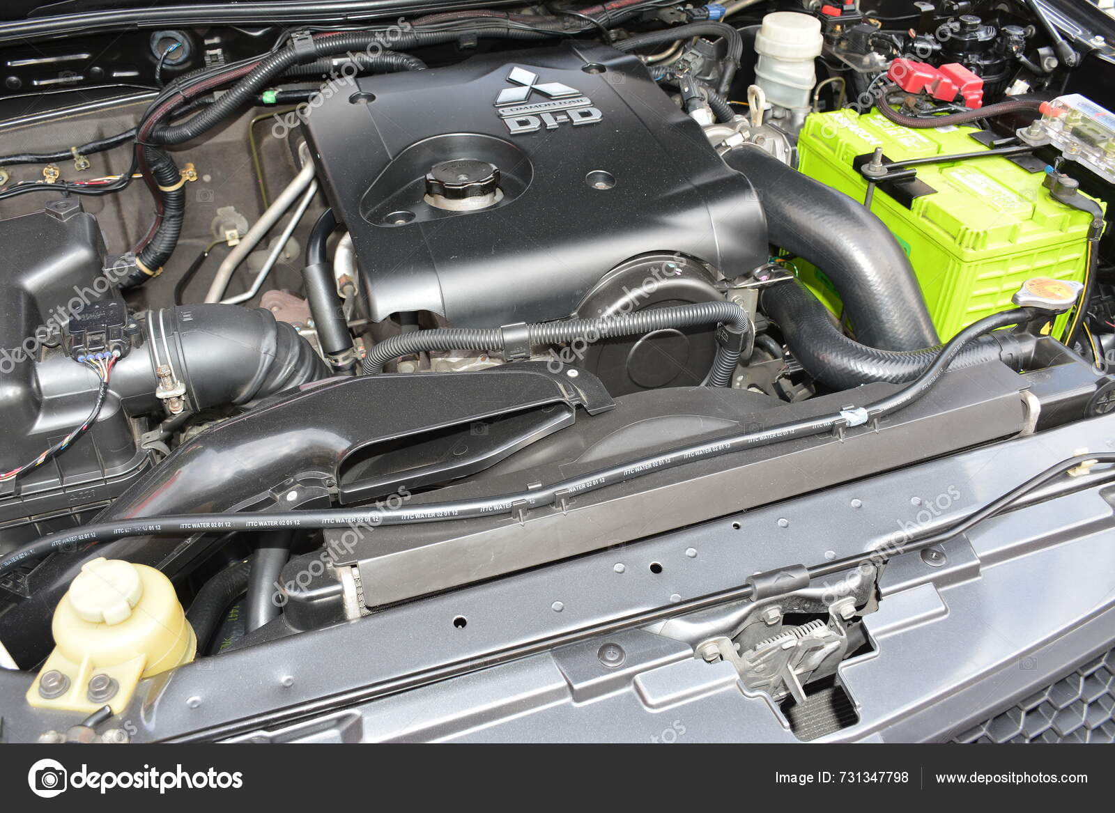 Manila Jan Mitsubishi Strada Engine Revolve Car Show January 2024 ...