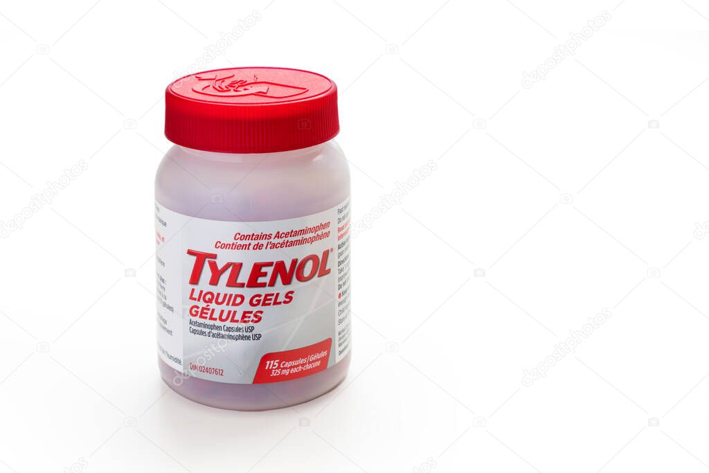 Dic 8, 2022. Calgary, Alberta, Canadá. AnTylenol frasco de geles ...