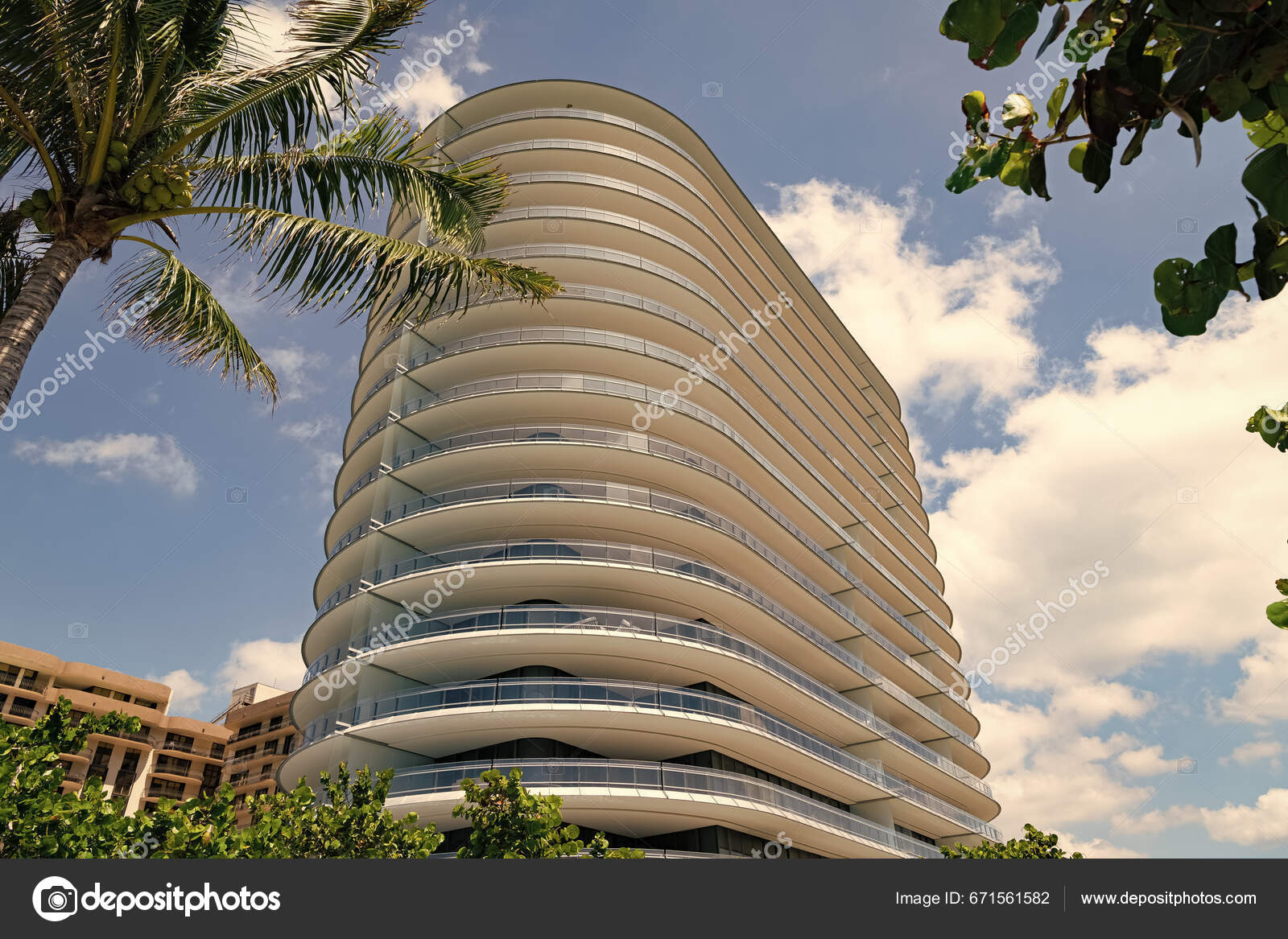 Modern Skyscraper Facade Architecture Miami Downtown Photo Skyscraper ... Modern Skyscraper Facade Architecture Miami Downtown Photo Skyscraper ...