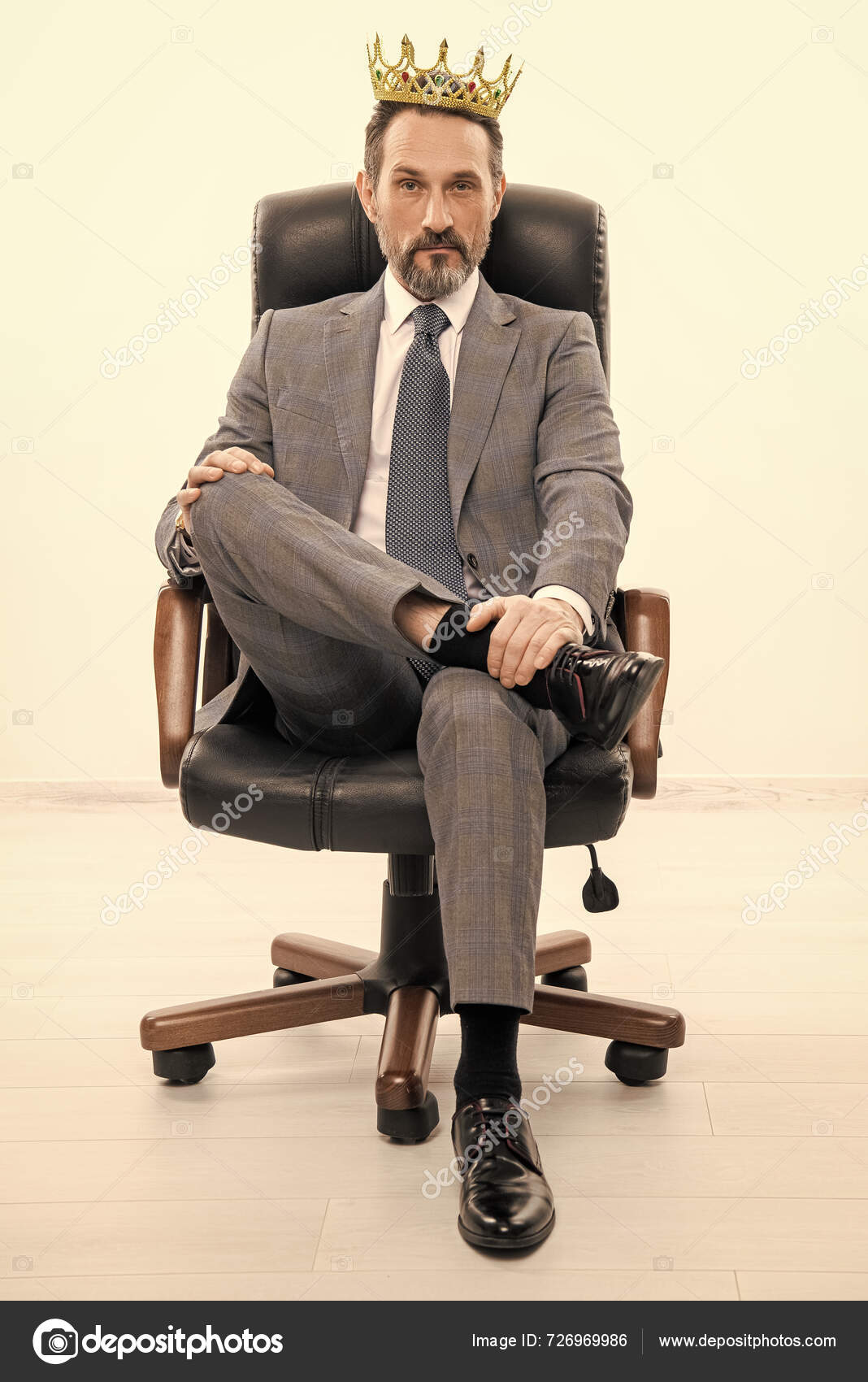 Big Boss Business Success Leadership Successful Businessman Leader Sit ...