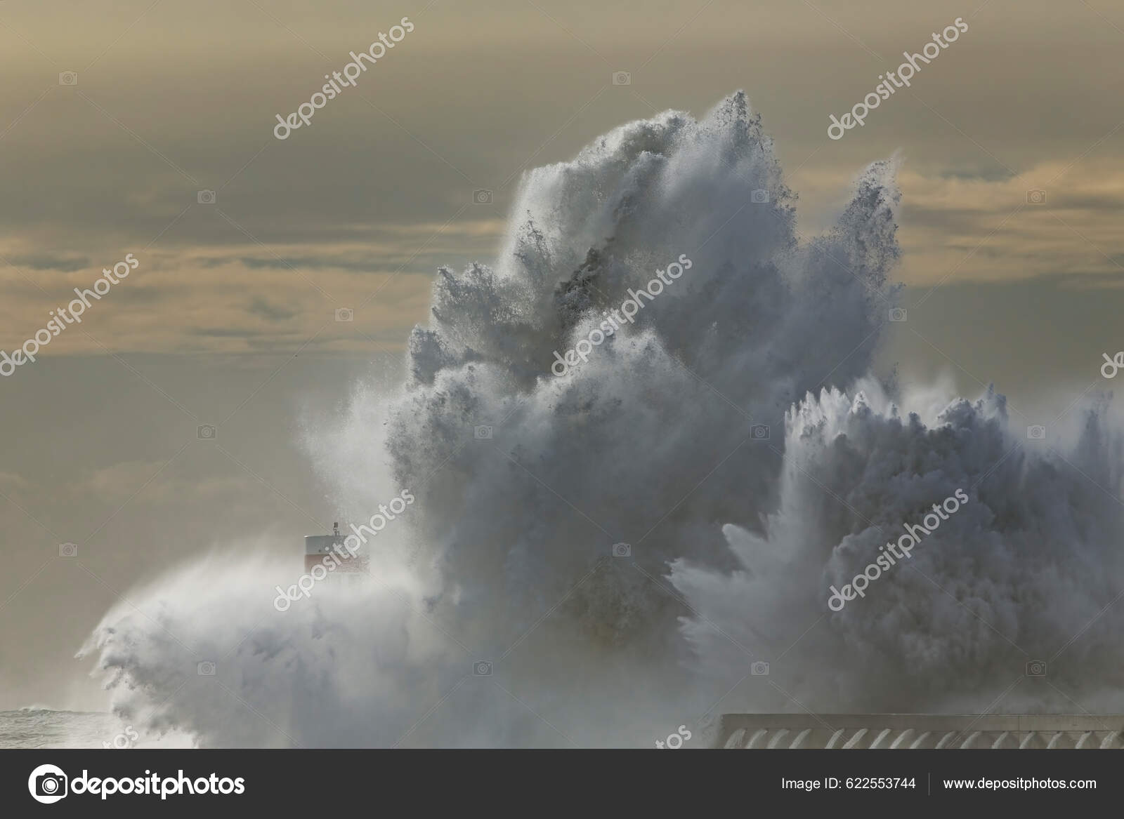 Big Wave Splash Sunset Northern Portuguese Coast Storm — Stock Photo ...