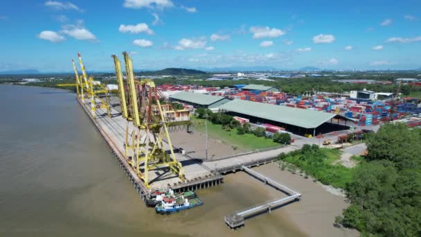 Kuching Malasia Junio 2024 Puerto Senari Puerto Terminal Pendiente ...