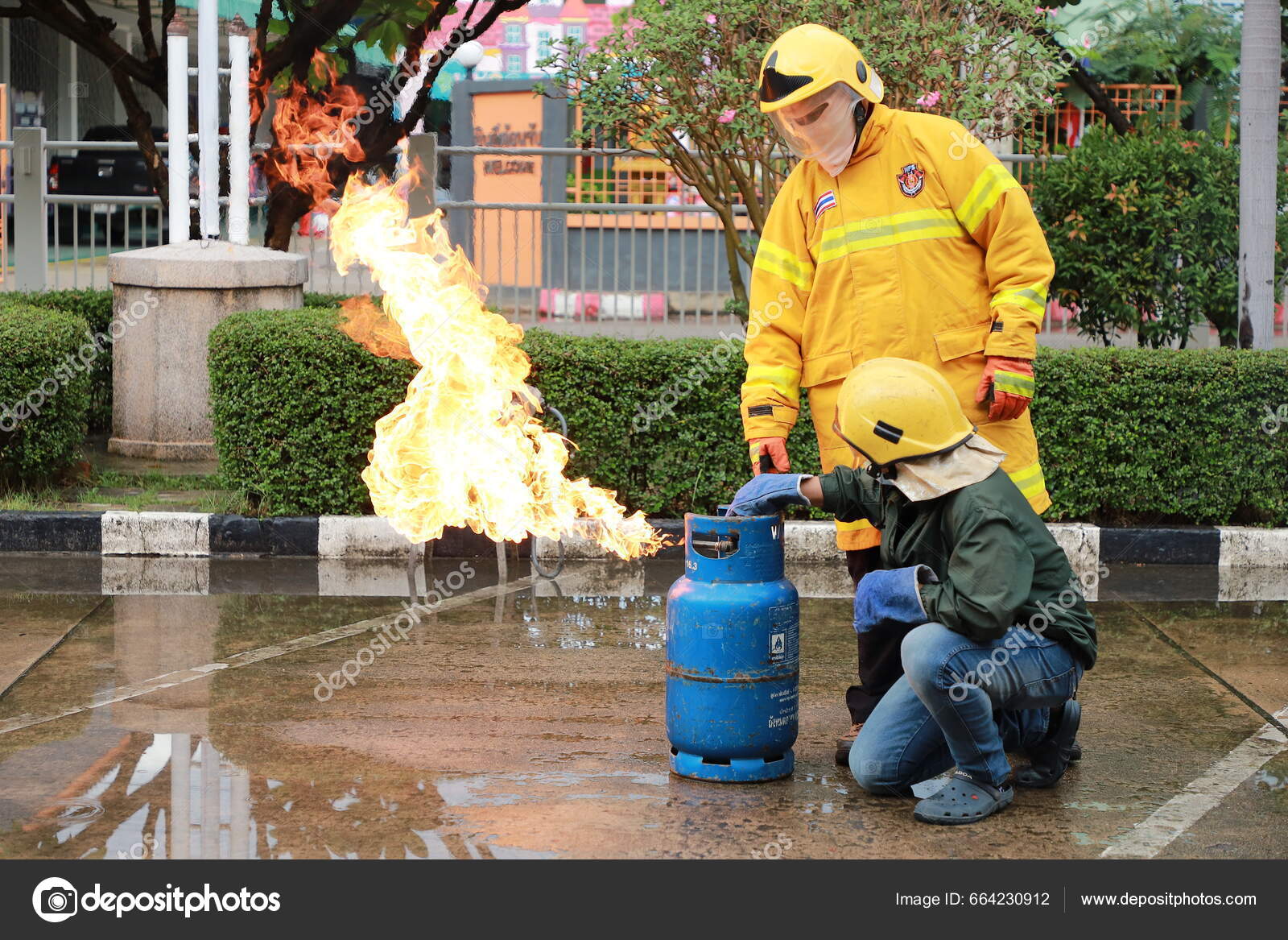 Nakhon Ratchasima Thailand July 2023 Tutorial How Give Fire Safety ...