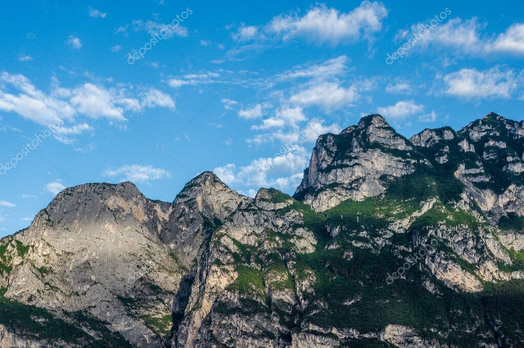 El lago de Garda - Lago di Garda o Lago Benaco y el Nago - Torbole ...