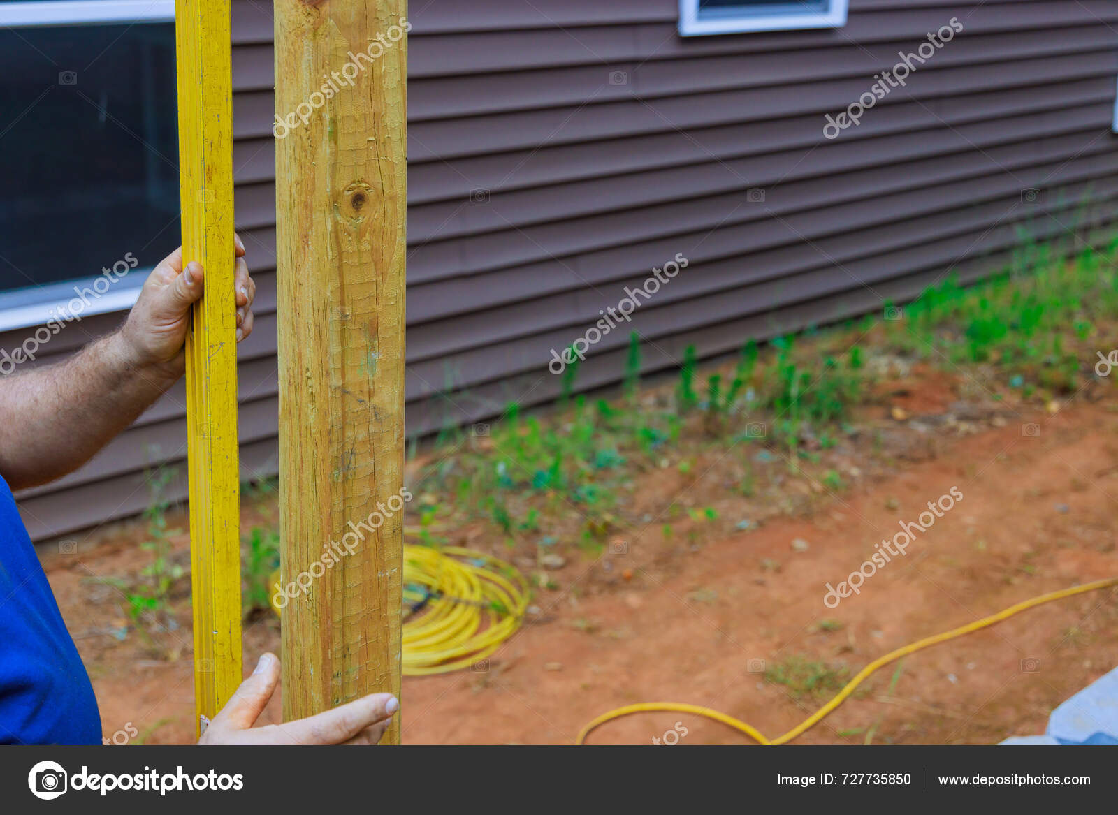 Building Wooden Fence Backyard Checking Posts Level — Stock Photo ...