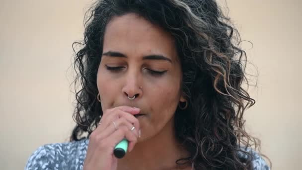 400 Beautiful woman vaping Videos, Royalty-free Stock Beautiful woman ...