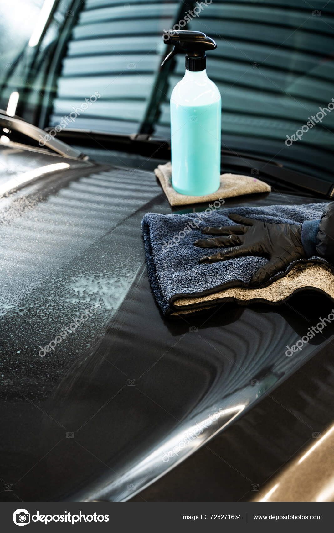 Applying Quick Detailer Spray Wiping Make Clean Shine Car Surface ...