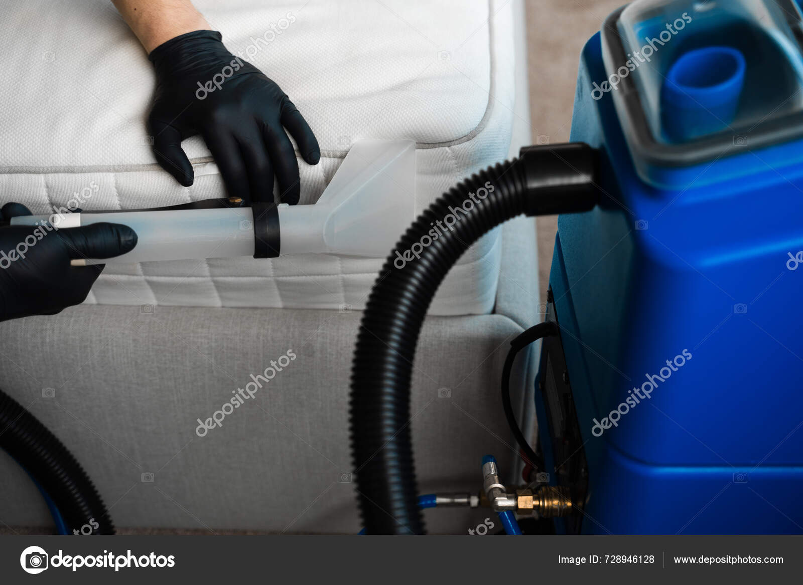 Mattress Dry Washing Using Extractor Cleaner Using Extractor Machine ...