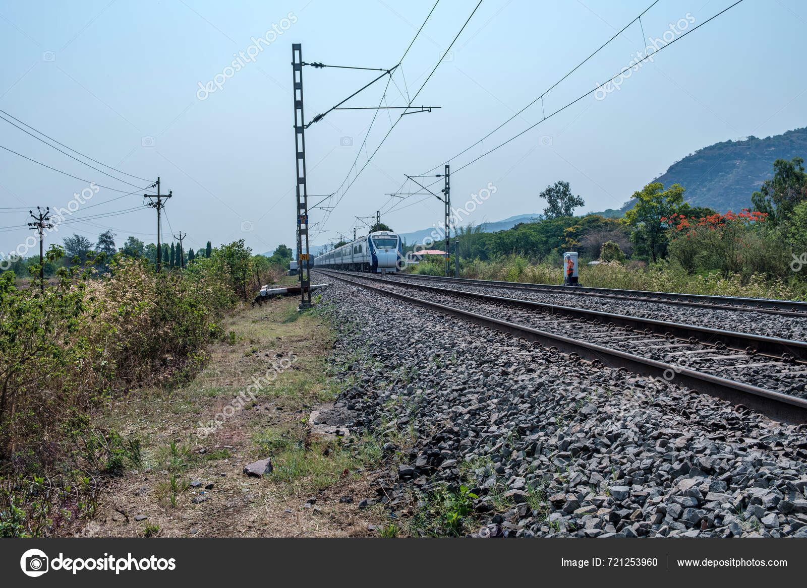Pune India May 2024 Solapur Mumbai Vande Bharat Express Train — Stock ...