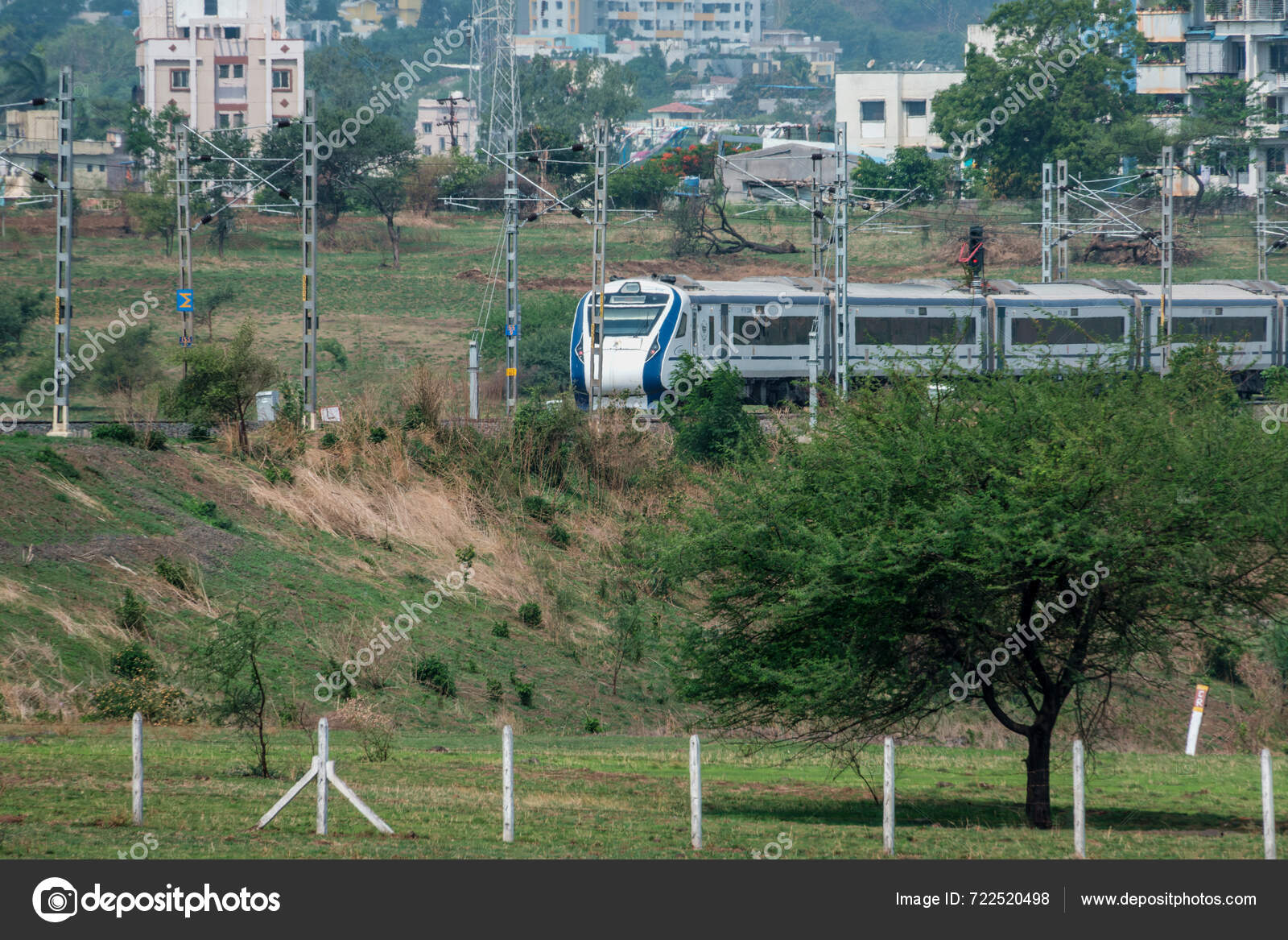 Pune India May 2024 Solapur Mumbai Vande Bharat Express Train — Stock ...
