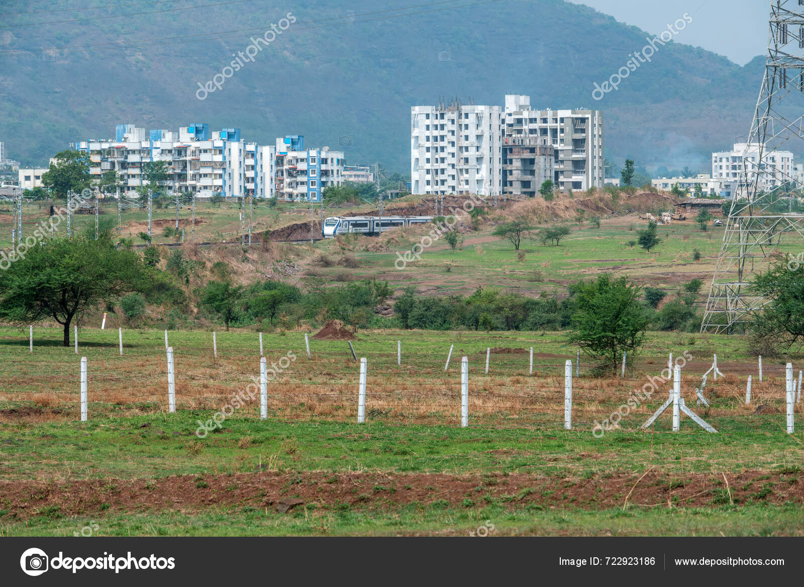Pune India May 2024 Solapur Mumbai Vande Bharat Express Train — Stock ...