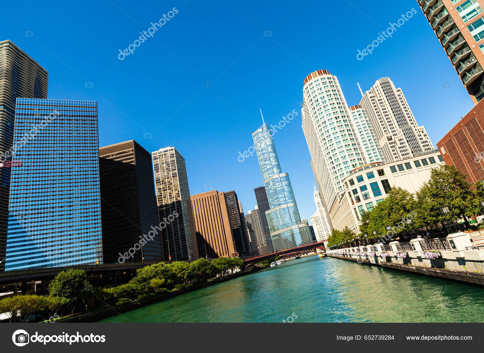 Downtown Chicago Riverfront Skyline Chicago River — Stock Photo ...