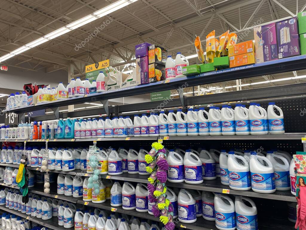 Augusta, Ga USA - 12 21 22: Walmart tienda de comestibles sección de ...