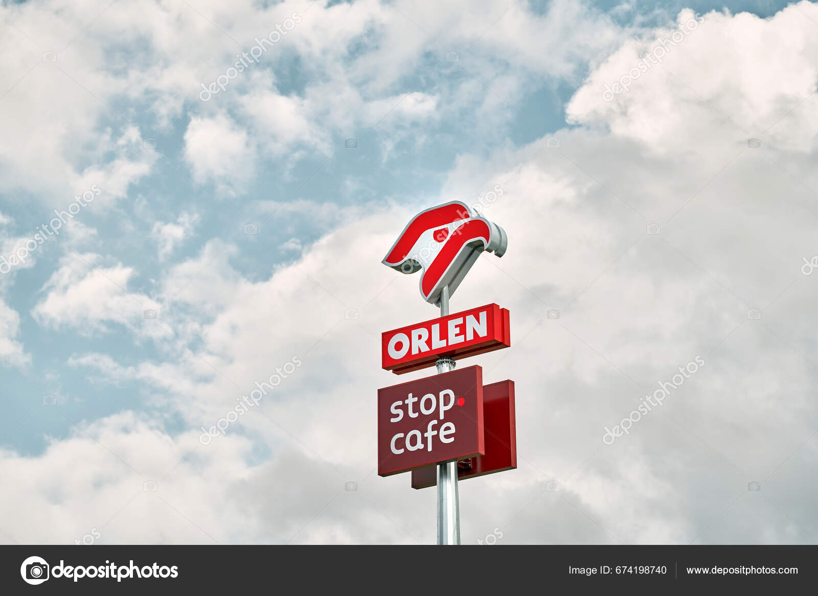 Gdansk Poland September 2023 Pkn Orlen Logo Blue Sky Background – Stock ...