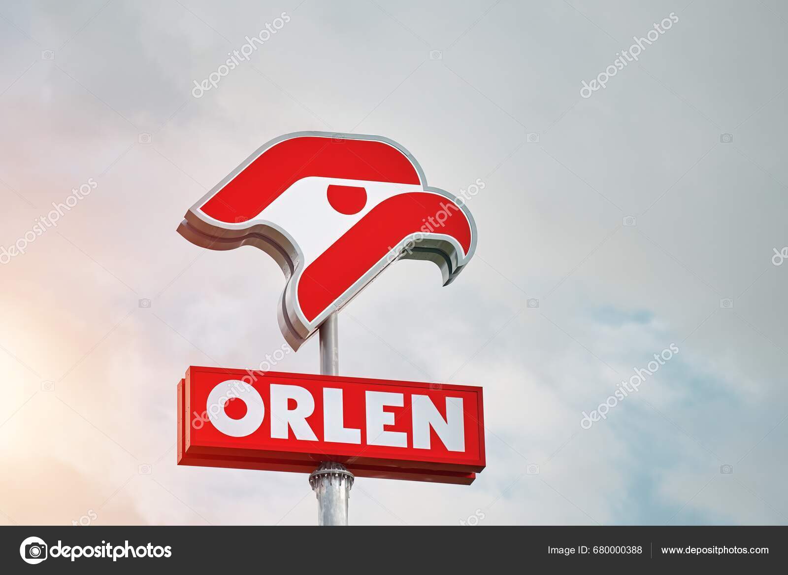 Gdansk Poland September 2023 Pkn Orlen Logo Blue Sky Background – Stock ...