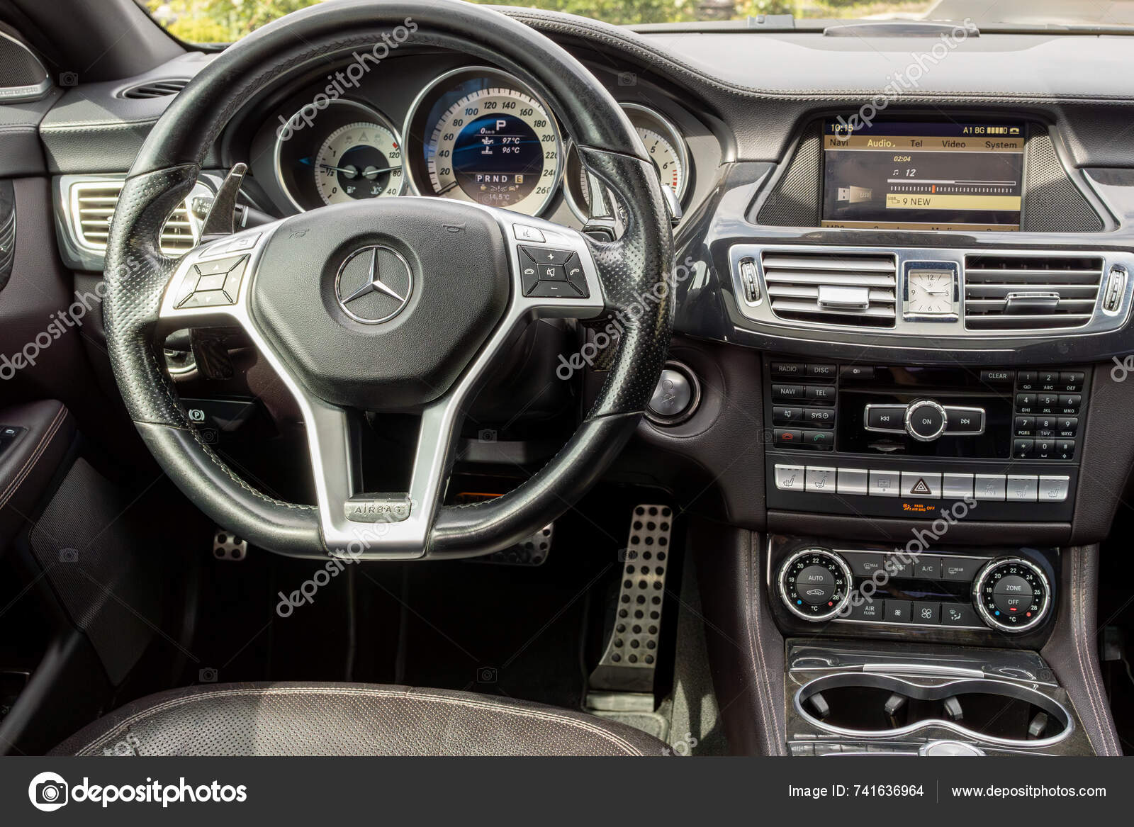 Varna Bulgaria May 2024 Luxury Mercedes Benz Cls 550 W218 — Stock ...