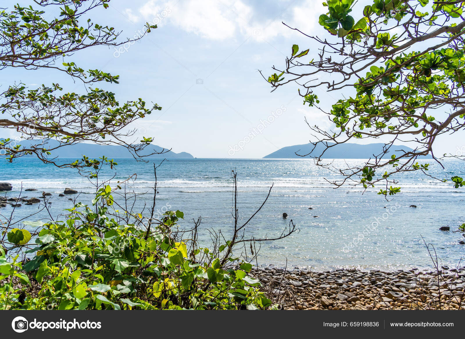 Una Tranquila Isla Con Dao Vietnam Paraíso Isla Vietnamita Vista — Foto ...