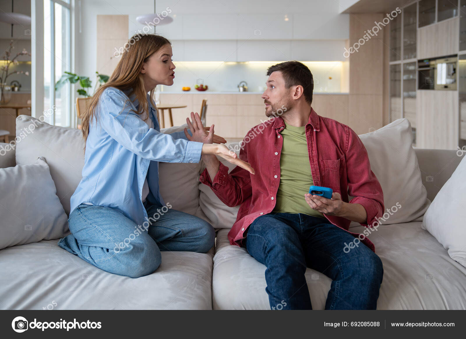 Spouses Having Conflict Quarrel Scandal Crisis Shouting Lashing Out ...