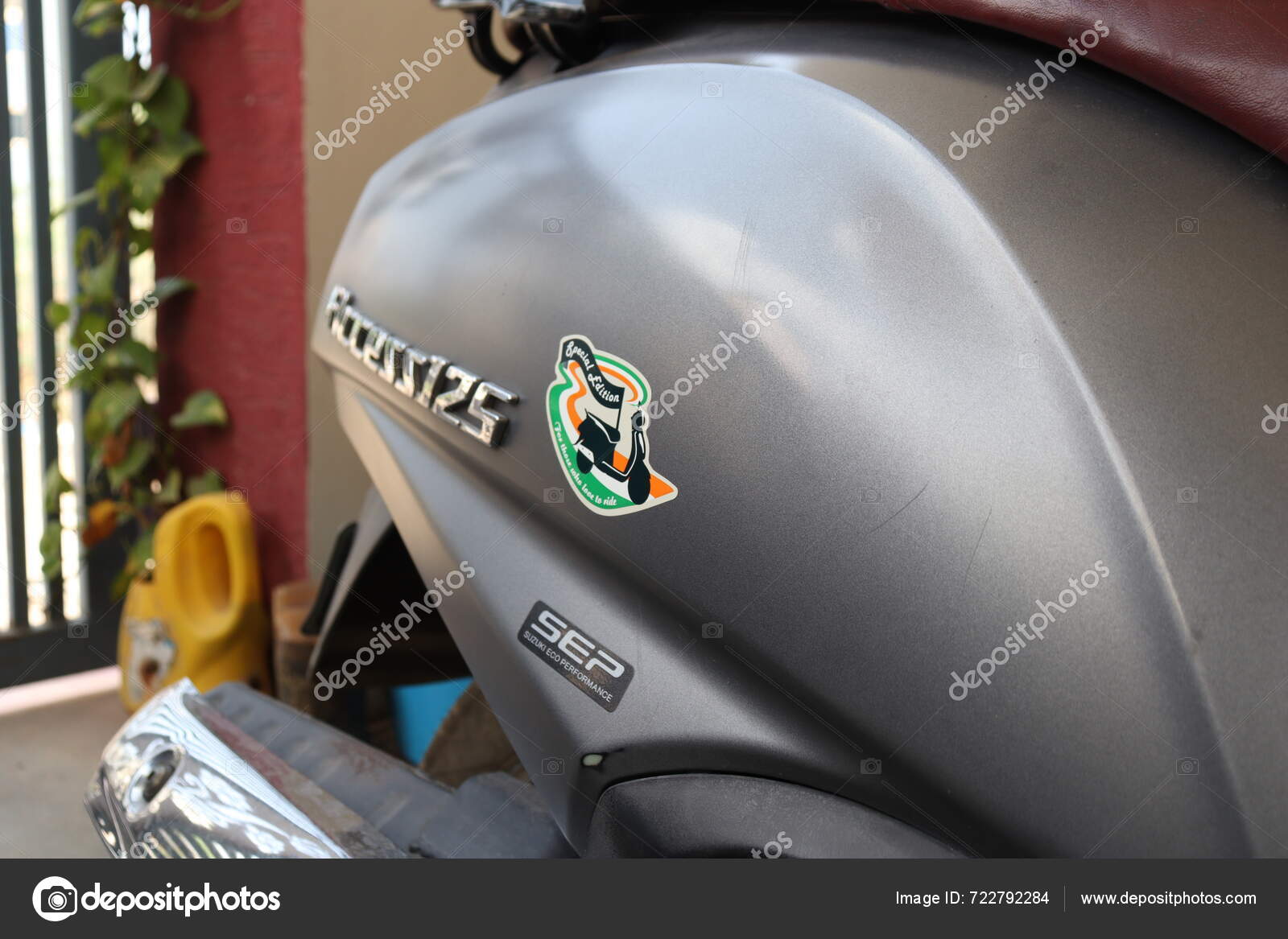 Suzuki Access 125 Scooty Images Hyderabad India — Stock Editorial Photo ...